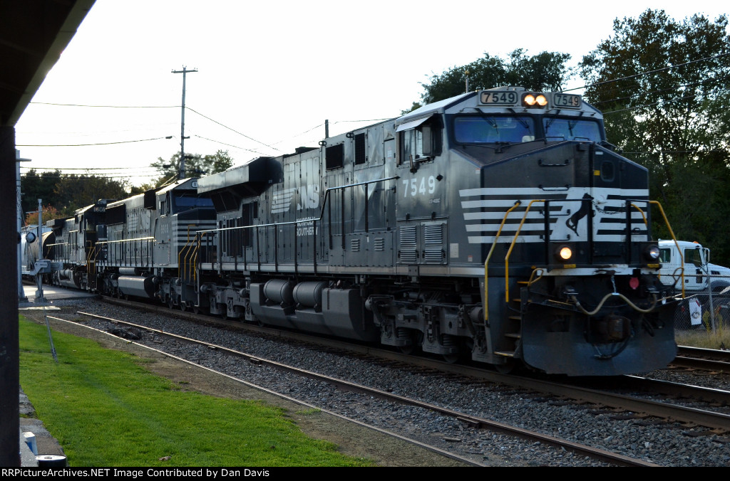 NS ES40DC 7549 leads 16N